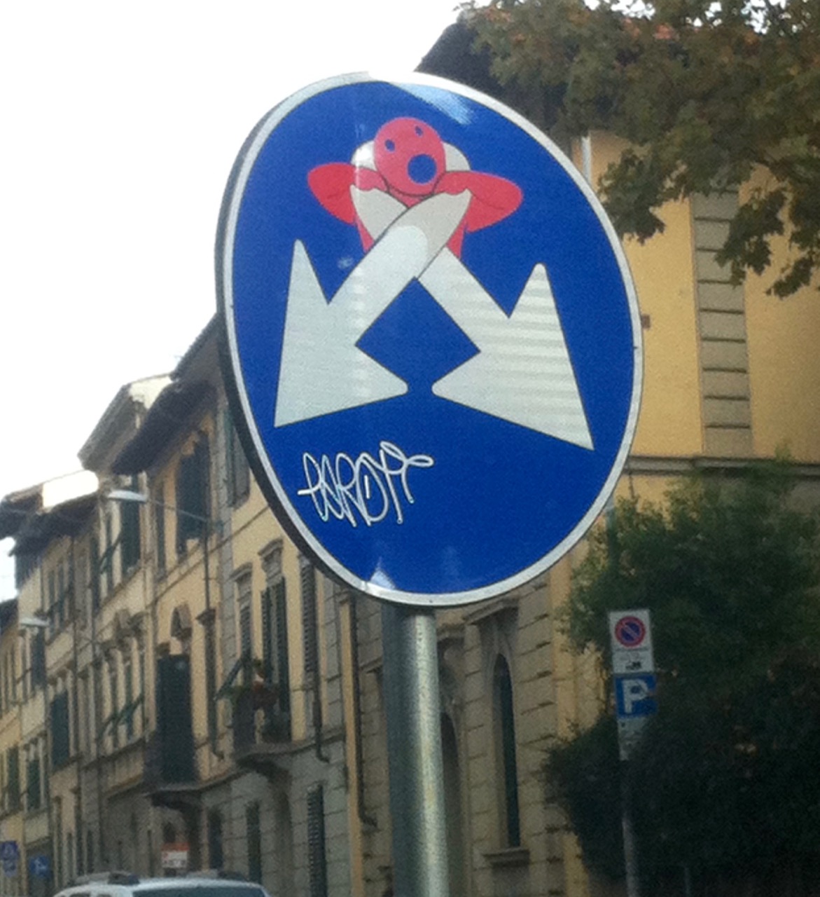Street art of Florence - wash your language